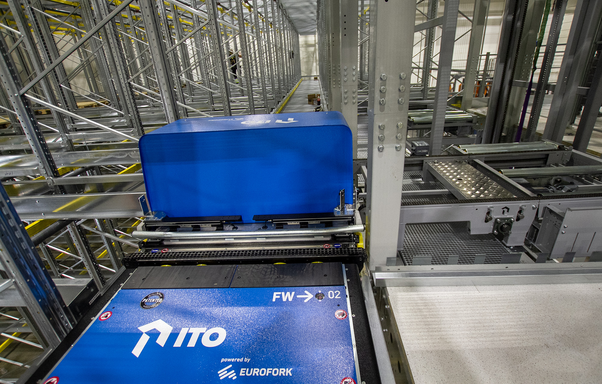 Pall-shuttle: utöka lagret utan att bygga ut - ITO PallPack Sverige